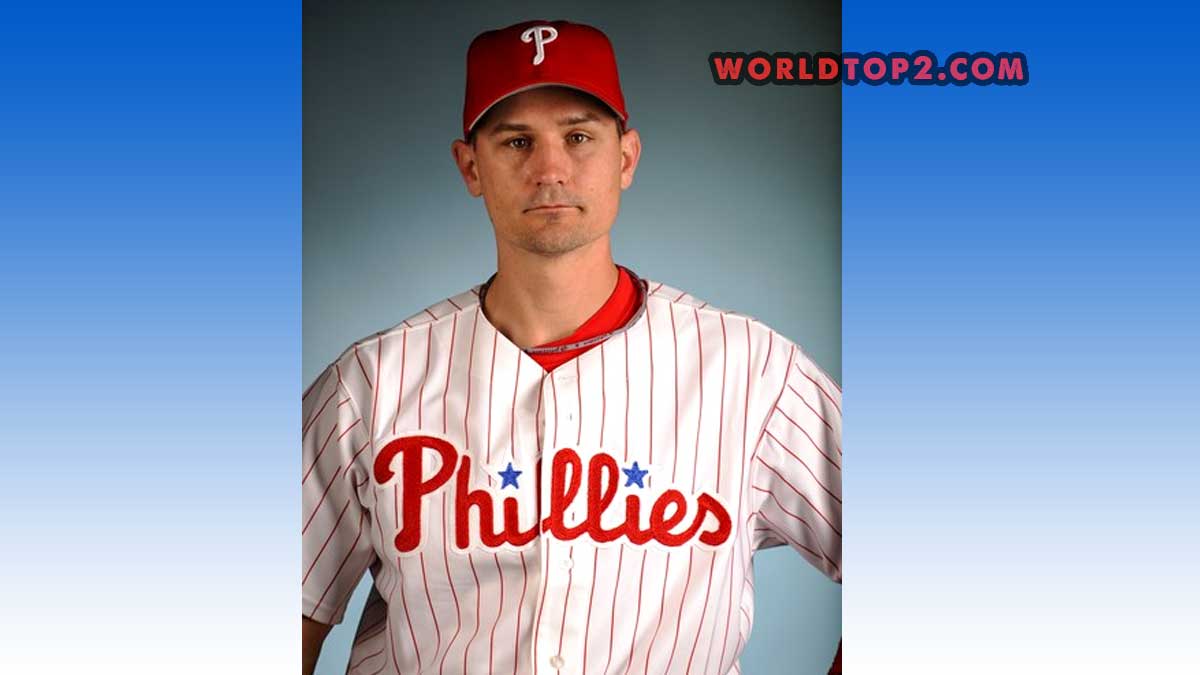 Chris Coste | Age, Height, Net Worth (2023), Family, Facts