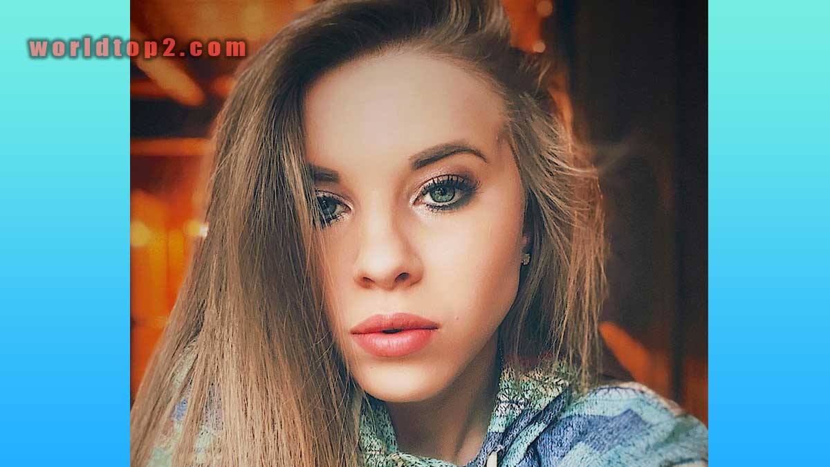 Katie Noel | Bio, Age, Height, Net Worth (2023), Family