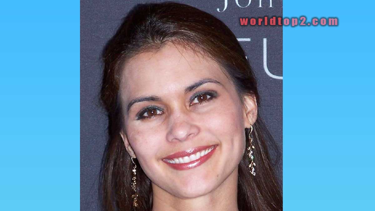Arloa Reston | Age, Height, Family, Relationship, Facts, Kids