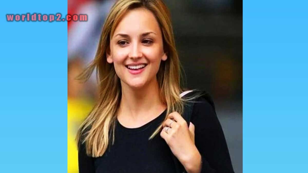 Phoebe Adele Gates | Age, Height, Net Worth (2023), Facts