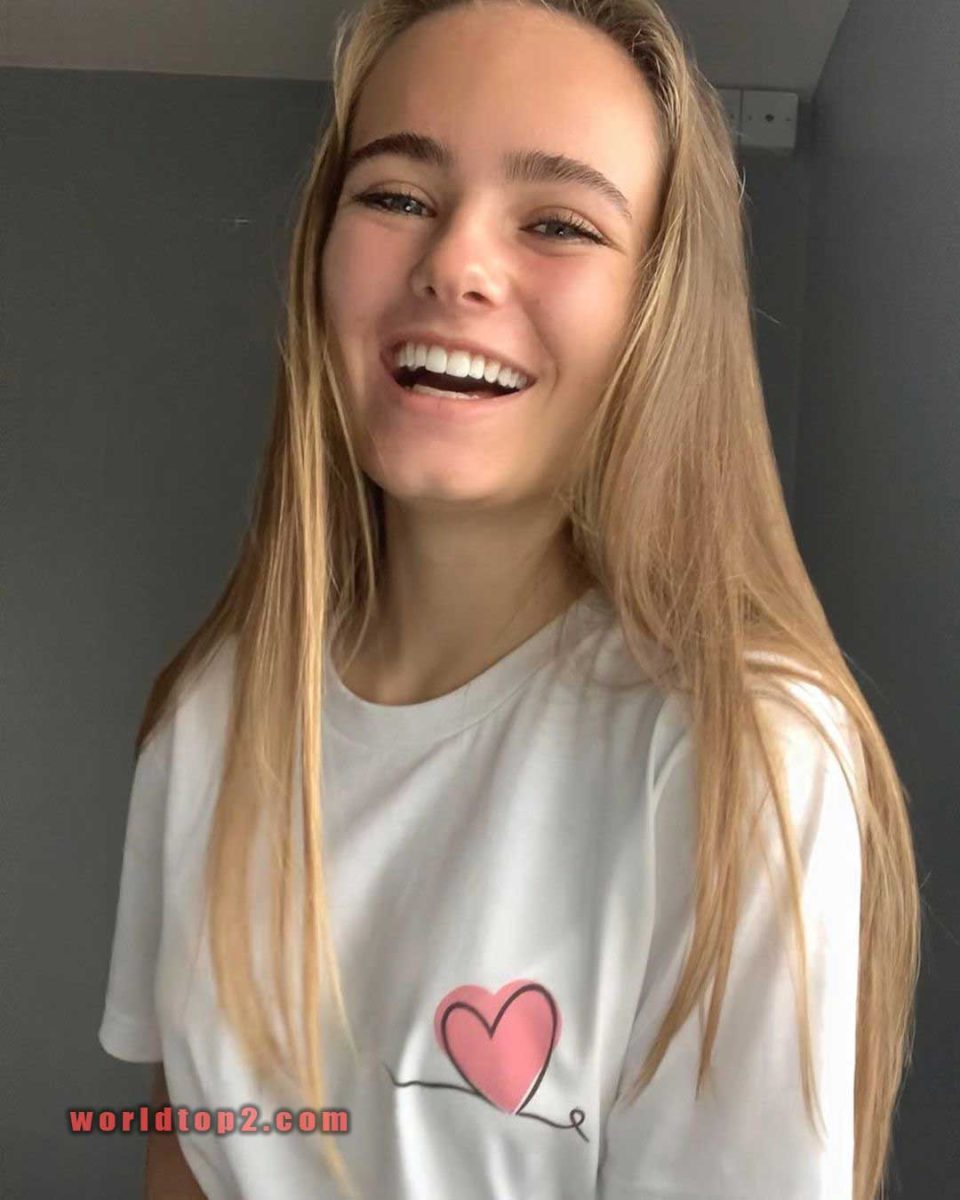 Madi Crowther | Model | Bio, Age, Height, Family, Education