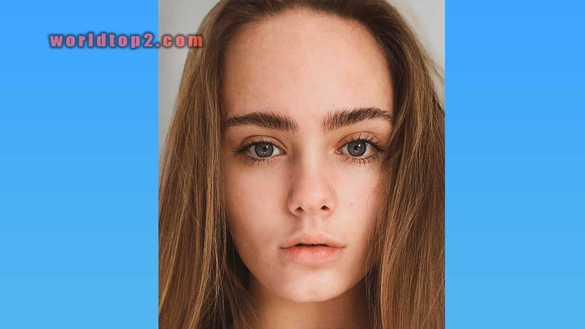 Madi Crowther | Model | Bio, Age, Height, Family, Education