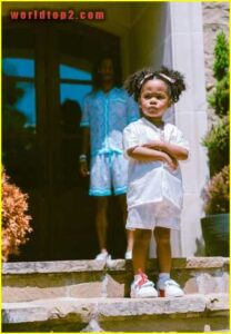 Ja Morant | Age, Height, Net Worth (2023), Family, Facts