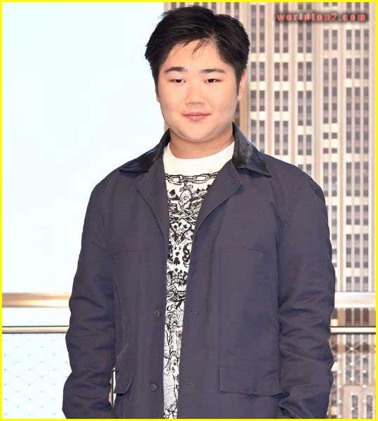 Reyn Doi (Actor) | Bio, Age, Height, Movies, Family, Facts