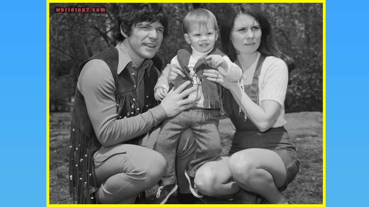 Christian Slater | Bio, Age, Height, Net Worth (2023), Facts